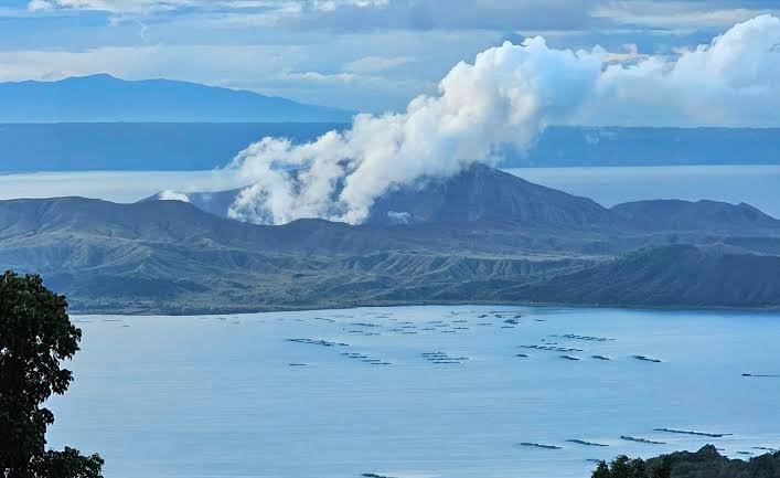 Taal Volcano May Erupt at Any Time, PHIVOLCS Warns - Cavite News