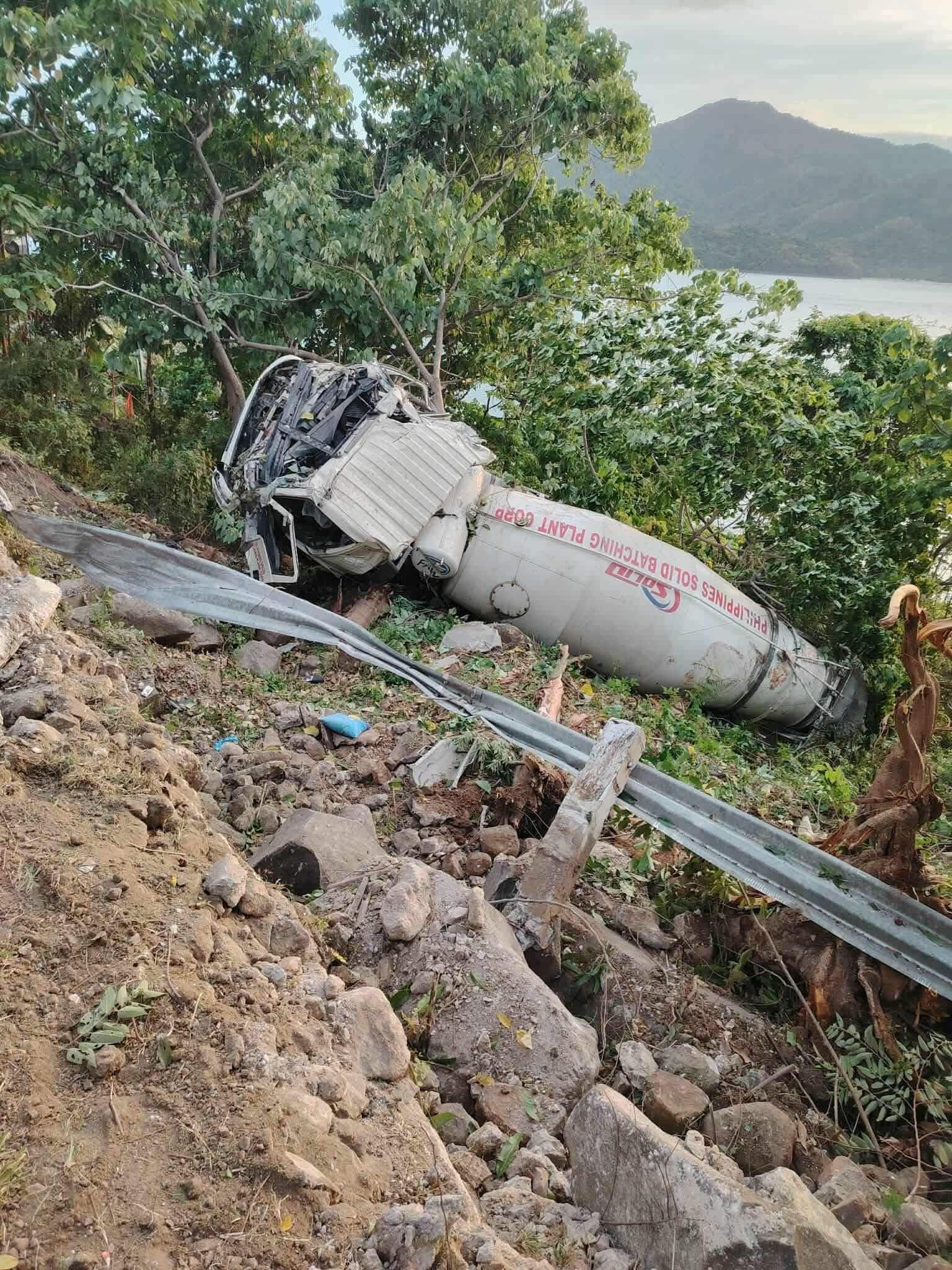Two Injured in Vehicle Accident Near Kay Biang Tunnel in Maragondon ...